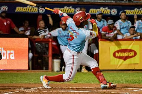 Luisangel Acuña Fue Nuevamente El Verdugo De Bravos El Extrabase