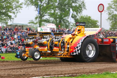 Tractor Pulling Race Racing Hot Rod Rods Tractor Engine M 