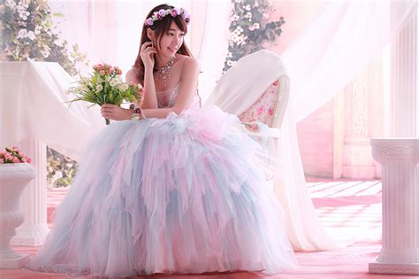 Fonds d ecran Asiatique Les robes Mariage Jeune mariée Filles télécharger photo
