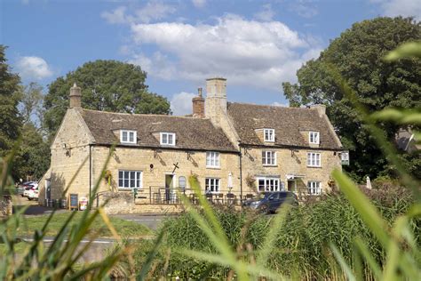 Dining Out At The Exeter Arms Barrowden Rutland And Stamford Pride