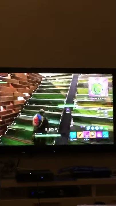 Fortnite Keeps Kicking My Ass Youtube