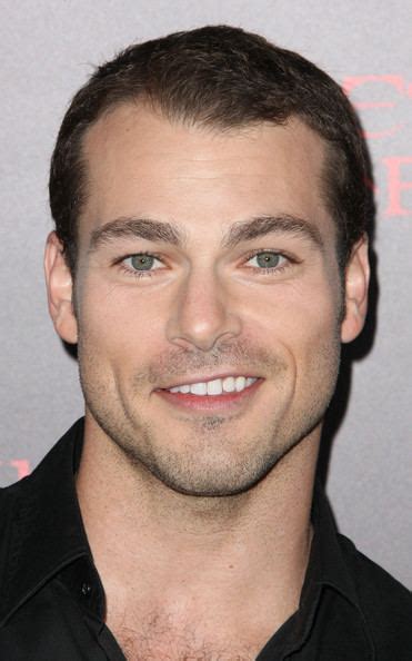 Shawn Roberts Lichaam