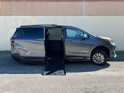 2025 Braunability Toyota Sienna Wheelchair Vans Save Up To 3000