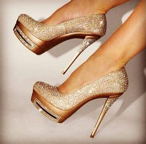 50 Beautiful Golden High Heels That Glisten In Passion