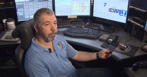 911 Dispatcher Saves Woman Trapped In Trunk