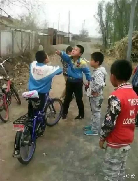 小学生打群架zzxxo