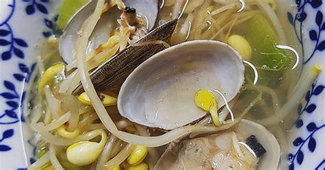 속 시원한 바지락 콩나물국