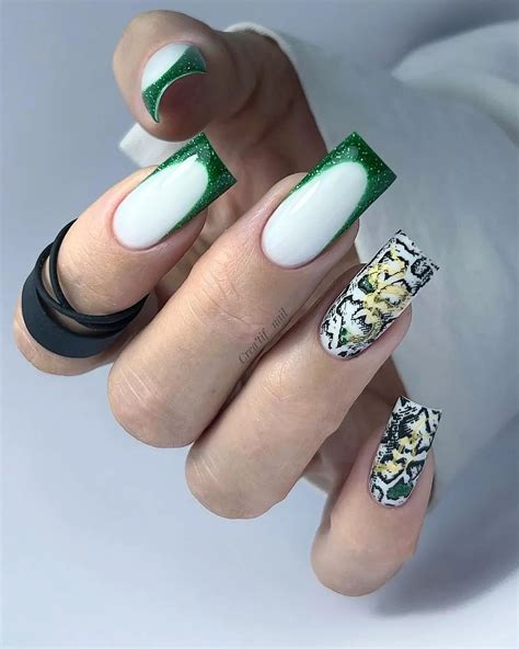 💅 Френч 2025 Тренды года которые сделают ваш маникюр идеальным Mixnews