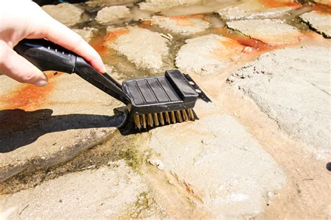 How To Remove Rust Stains From Concrete The Easy Way