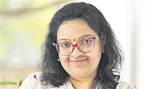 చెట్టుకు మనిషికి మధ్య ఉండే ప్రేమకథతో ‘గాంధీ తాత చెట్టు Padmavathi