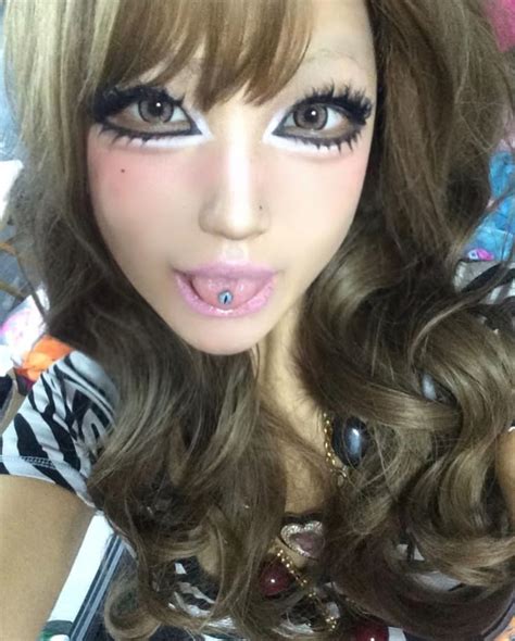 Pin By ᥒ᥆ᥙ᥎ᥱᥲᥙ Mᥲ𝗍іᥒ On ༻꫞𝐺𝑦𝑎𝑟𝑢꫞༺ Gyaru Makeup Gyaru Hair Gyaru Fashion