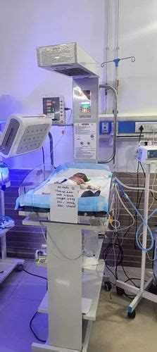 Mild Steel Infant Radiant Warmer At ₹ 25000 In Gorakhpur Id