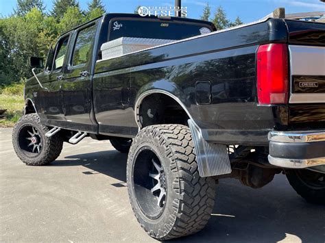 1992 Ford F 350 With 20x12 44 Raceline 126 And 35 12 5r20 Toyo Tires