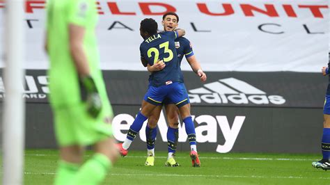 Southampton Gana Y Se Sigue Alejando Del Descenso Futbol Sapiens