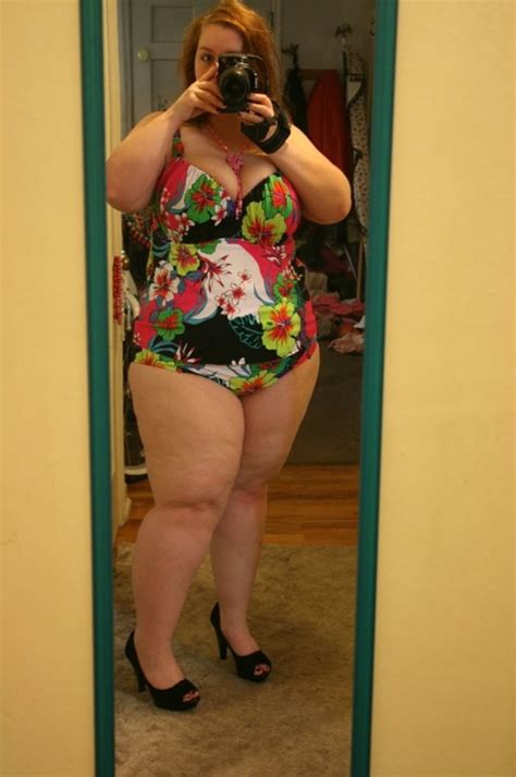 Swimsuit Fetish Photos