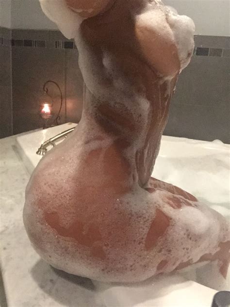 Bottom Heavy Porn Pic