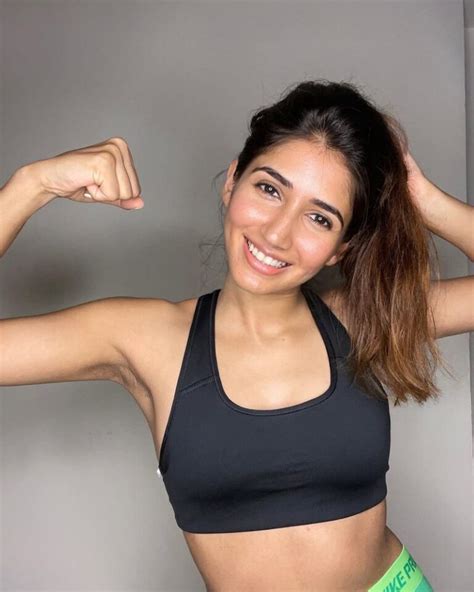 Meet Tanvi Shah The Glamorous Presenter Of Ipl 2023