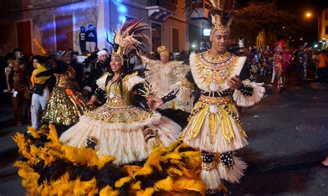 Carnaval Do Mindelo Desfiles Do Grupo Dos Professores E Do Samba