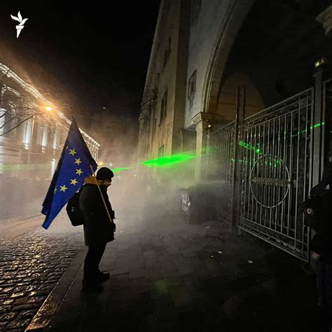 რადიო თავისუფლება 🔴 ჭიჭინაძის ქუჩაზე პარლამენტის გვერდითა