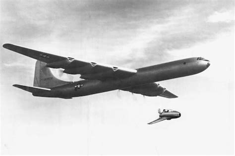 Xf 85 Goblin The Flying Egg Parasite Fighter Of The Cold War