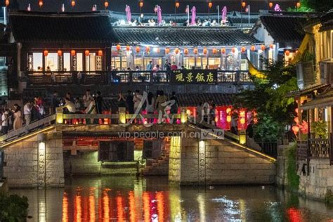 浙江嘉善：夜游西塘古镇 人民图片网