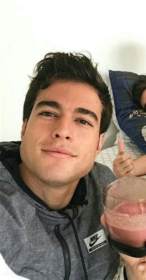 Pin En Danilo Carrera