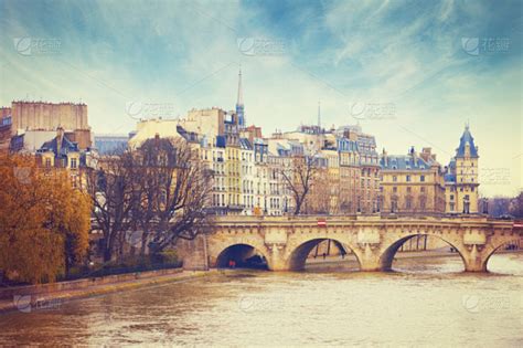古老的 新桥 桥 法国 塞纳河 巴黎 中苏格兰 水 水平画幅 防洪堤