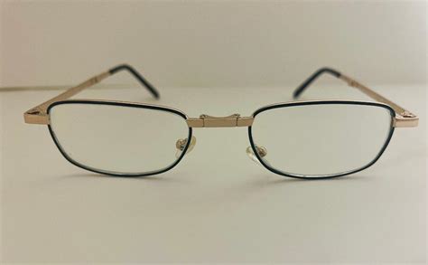 Lipo Reader Glasses Frame 200 Property Room