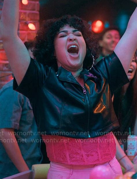 Wornontv Lilas Pink Lace Corset Top And Cropped Leather Jacket On The Sex Lives Of College