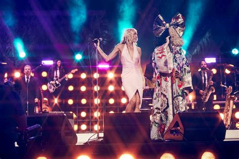 Miley Cyrus Sexy Hot Celebs Home