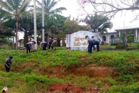 ဘုတ်ပြင်းမြို့နယ်၌ ၅၇ နှစ်မြောက် မြန်မာနိုင်ငံရဲတပ်ဖွဲ့နေ့ အထိမ်းအမှတ် စုပေါင်းသန့်ရှင်းရေး