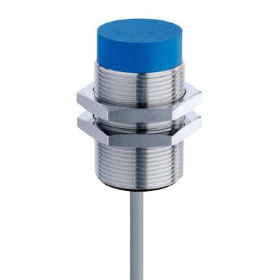 EXTRA RANGE INDUCTIVE SENSORS 35 871875 Contrinex DW AD 631 M30 Extra Range Inductive