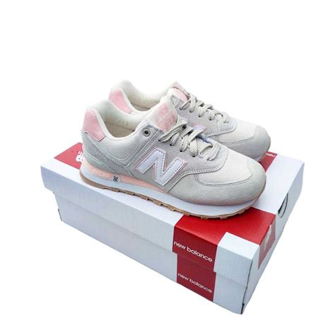 Жіночі кросівки New Balance 574 сірі 1 450 грн Інші кросівки Жовті Води на Olx