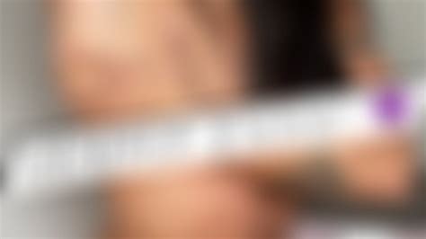 Nude Armpit Tease Smooth Pits Muscular Women Topless Naked Flexing Big Biceps Temptress