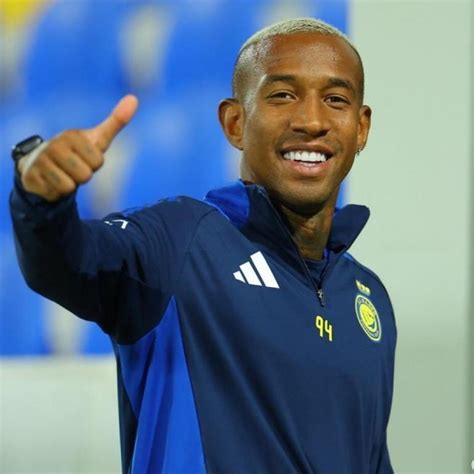 Fenerbahçenin Yeni Transferi Anderson Talisca Ve Sevgilisi Carolaine Freitas Magazin Life