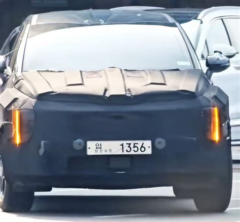 3년 만에 이렇게 확 달라져 기아 스포티지 페이스리프트 실물은 이런 느낌