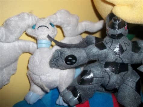 Reshiram And Zekrom By Kurtisdefender On Deviantart