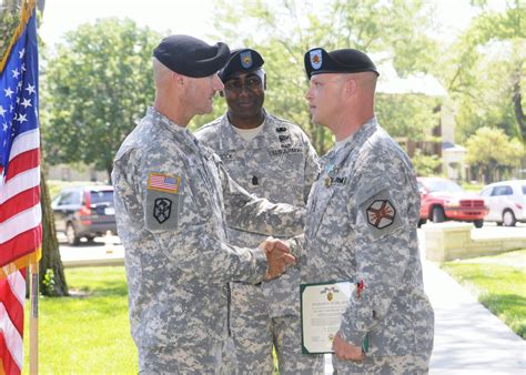 Imcom West Csm Visits Fort Riley To Honor Usag Nco Soldier Of The Year Article The United