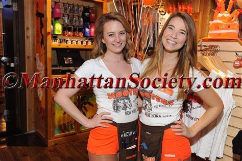 2015 Hooters Swimsuit Calendar Girls Manhattan