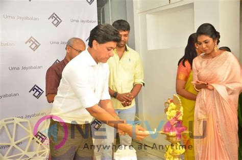 Stills Of Uma Jayabalan Photo Exhibition 486104 Movie Press Meet