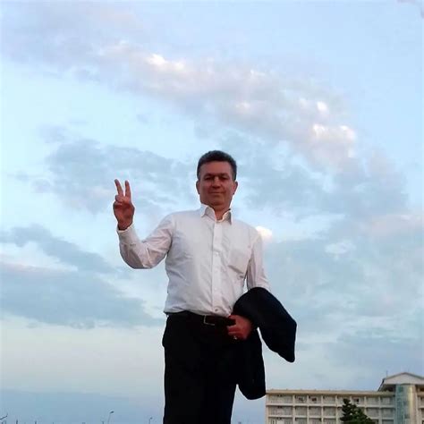 چهره متفاوت منصوری رئیس شورای شهر یا بابای ارشاد خواستگار نیکا بیرون