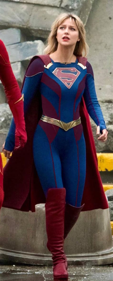 Supergirl Makes A Discovery By Dealbreaker1 On Deviantart