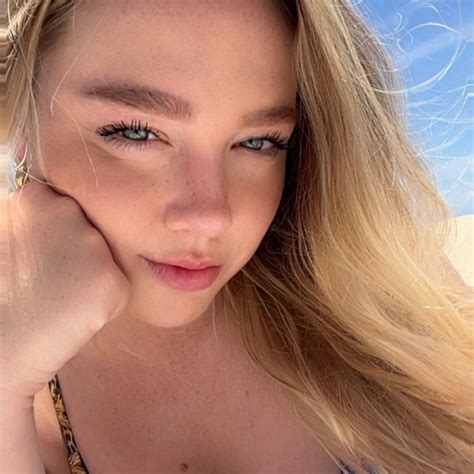 Kyra Epps Kyraepps Snapchat Stories Spotlight And Lenses