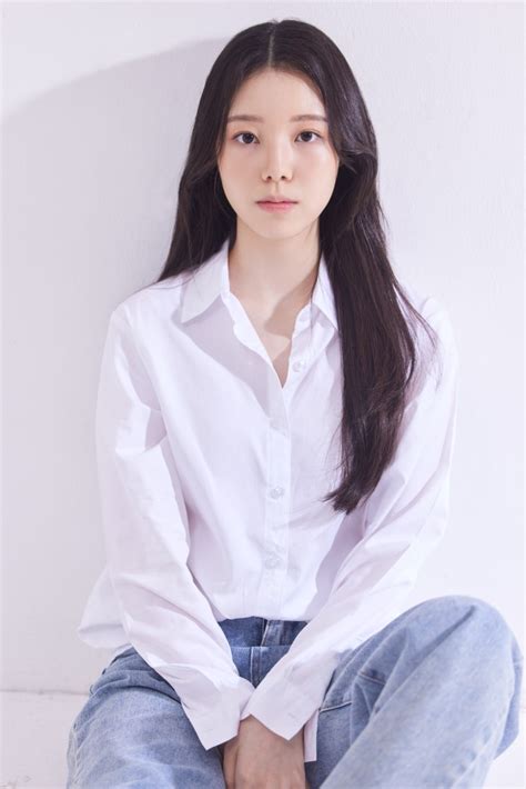 깔끔한 학생 프로필도 서래스튜디오에서 배우프로필 모델프로필 여자프로필 프로필컨셉 프로필스튜디오 네이버 블로그