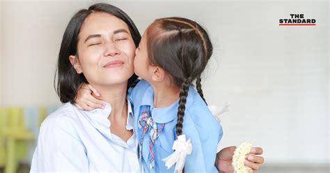 12 สิงหาคม วันแม่แห่งชาติ The Standard