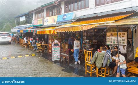 Char Dukan Sisters Bazaar Mussoorie Editorial Image Image Of Travel Market 253171955
