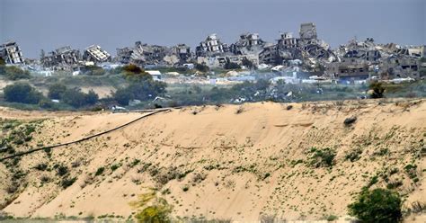 “하마스 떠나라” 시위 나선 가자 주민들