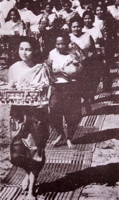 ទំនៀម ដង្ហែអង្គព្រះកឋិន ទានព្រះរាជទ្រព្យ Ams Khmer Civilization