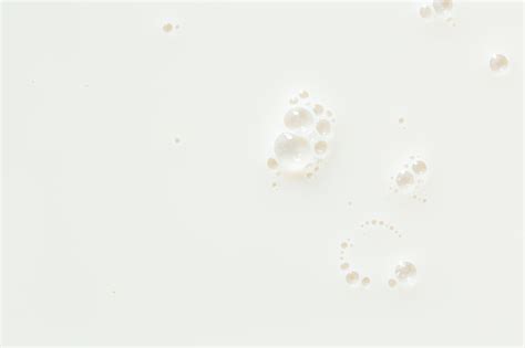 매크로 우유 우유와 거품의 흰색 표면과 새의 눈에서 잔물결 우유 표면에 거품 우유에 대한 스톡 사진 및 기타 이미지 우유 질감 배경 주제 Istock