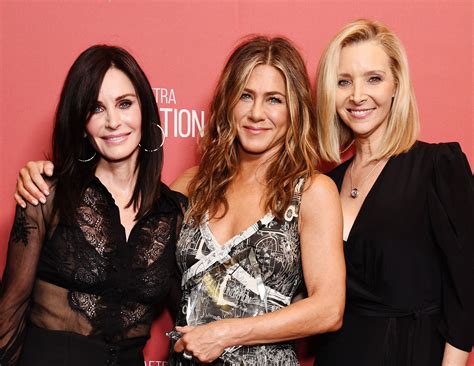 Courteney Cox Jennifer Aniston And Lisa Kudrow Rcelebs